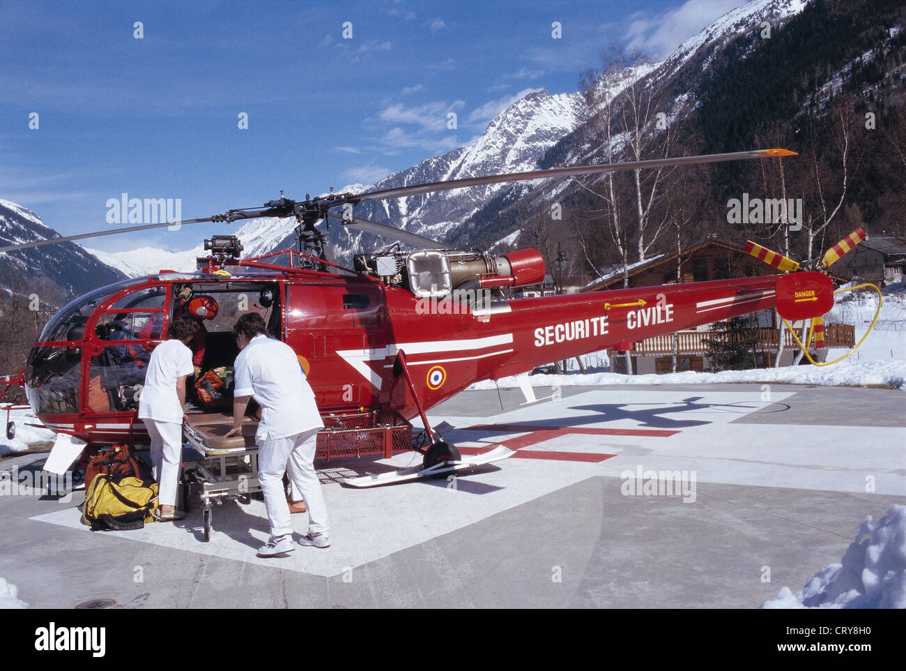 EMERGENCY AID, TRANSPORTATION Stock Photo - Alamy