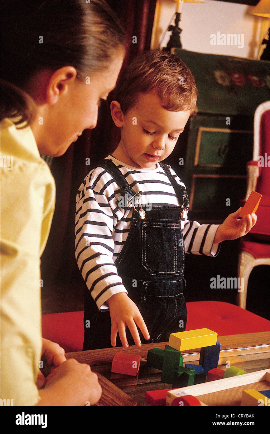 Child psychologist testing hi-res stock photography and images - Alamy