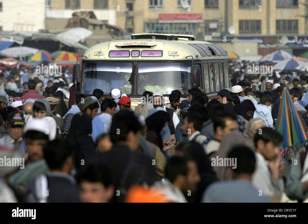 Road traffic in the center of Kabul Stock Photo - Alamy