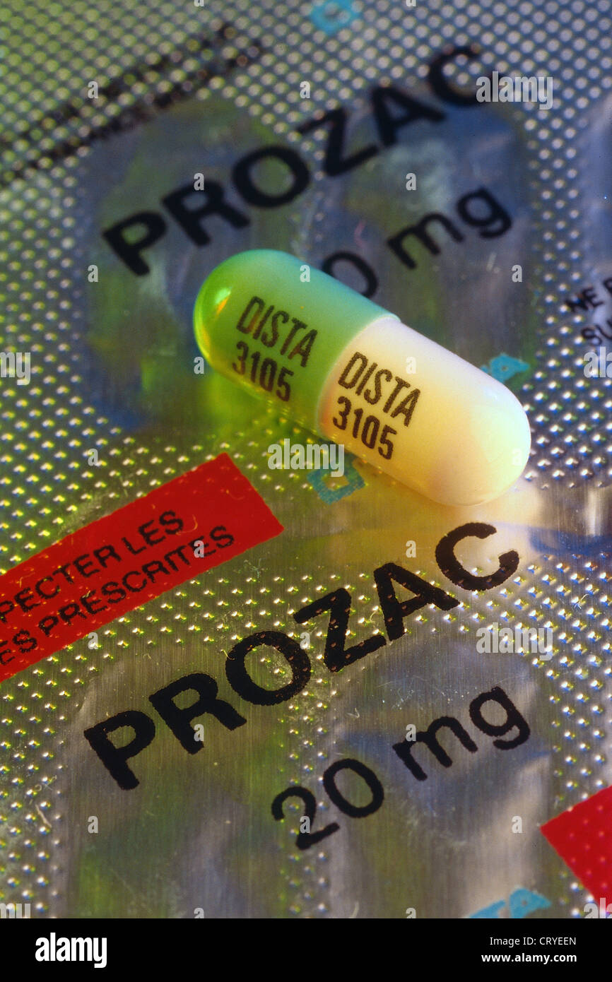 Fluoxetine anti depressant capsules hi-res stock photography and images ...