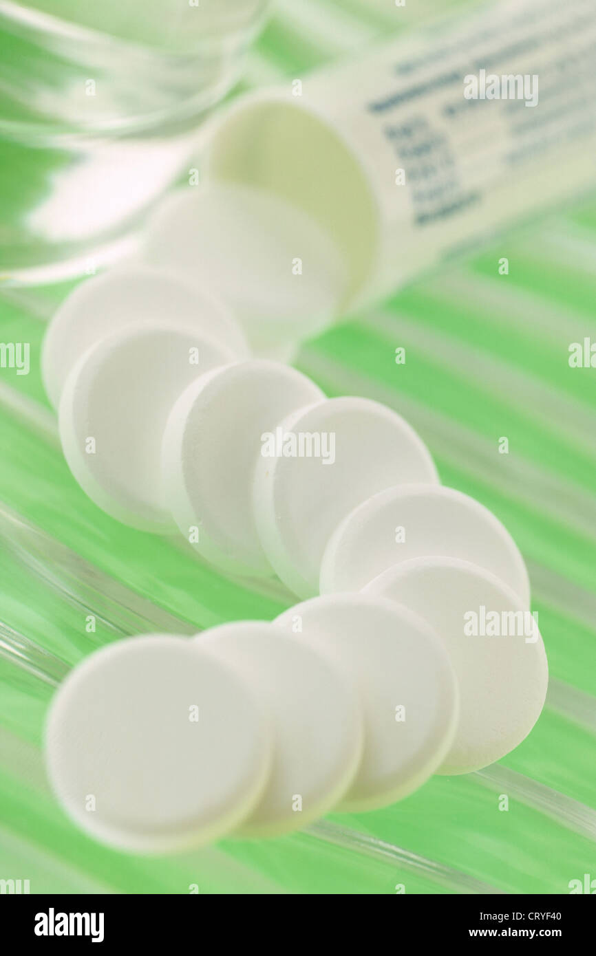 AN EFFERVESCENT TABLET Stock Photo - Alamy