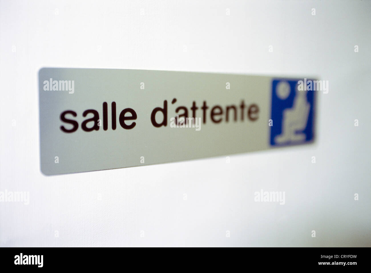 Doctors waiting room sign hi-res stock photography and images - Alamy