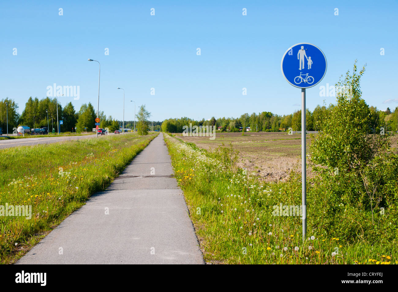 Lane for bicycles hi-res stock photography and images - Alamy