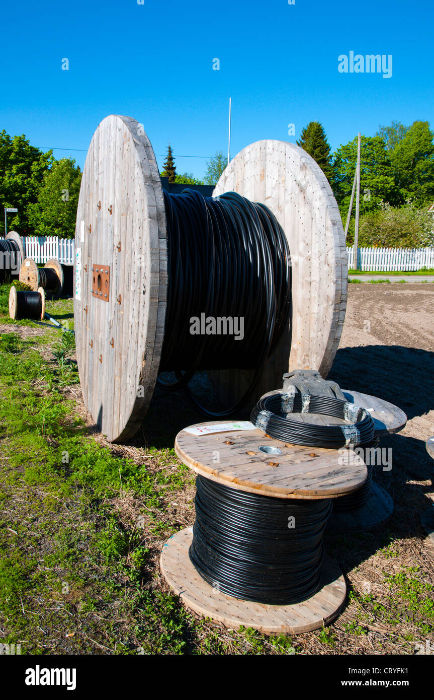 Cable rolls hi-res stock photography and images - Alamy