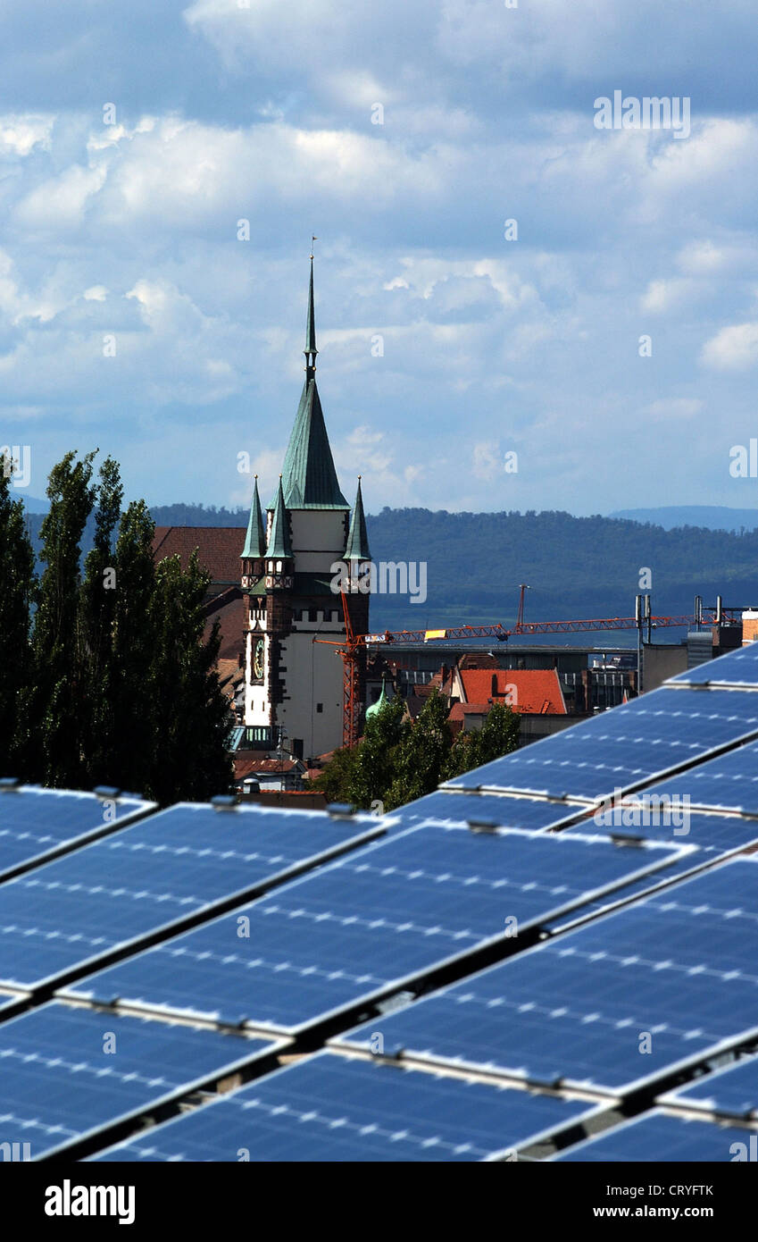 Solar power plant in city hi-res stock photography and images - Alamy