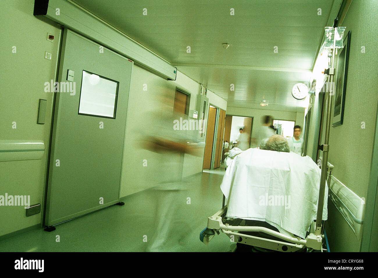 EMERGENCY CASE, HOSPITAL Stock Photo - Alamy