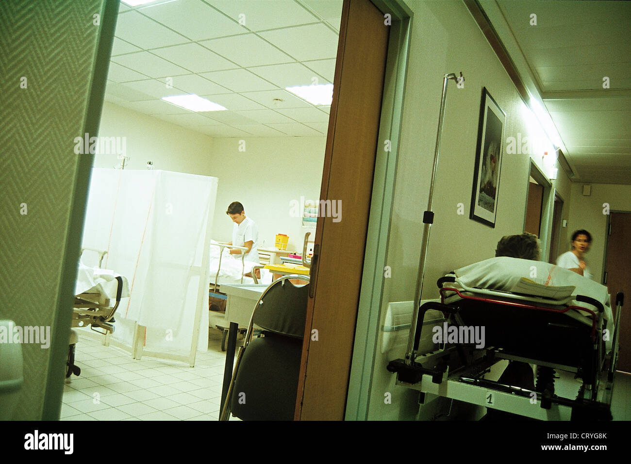 HOSP. CARE FOR EMERGENCY CASE Stock Photo - Alamy