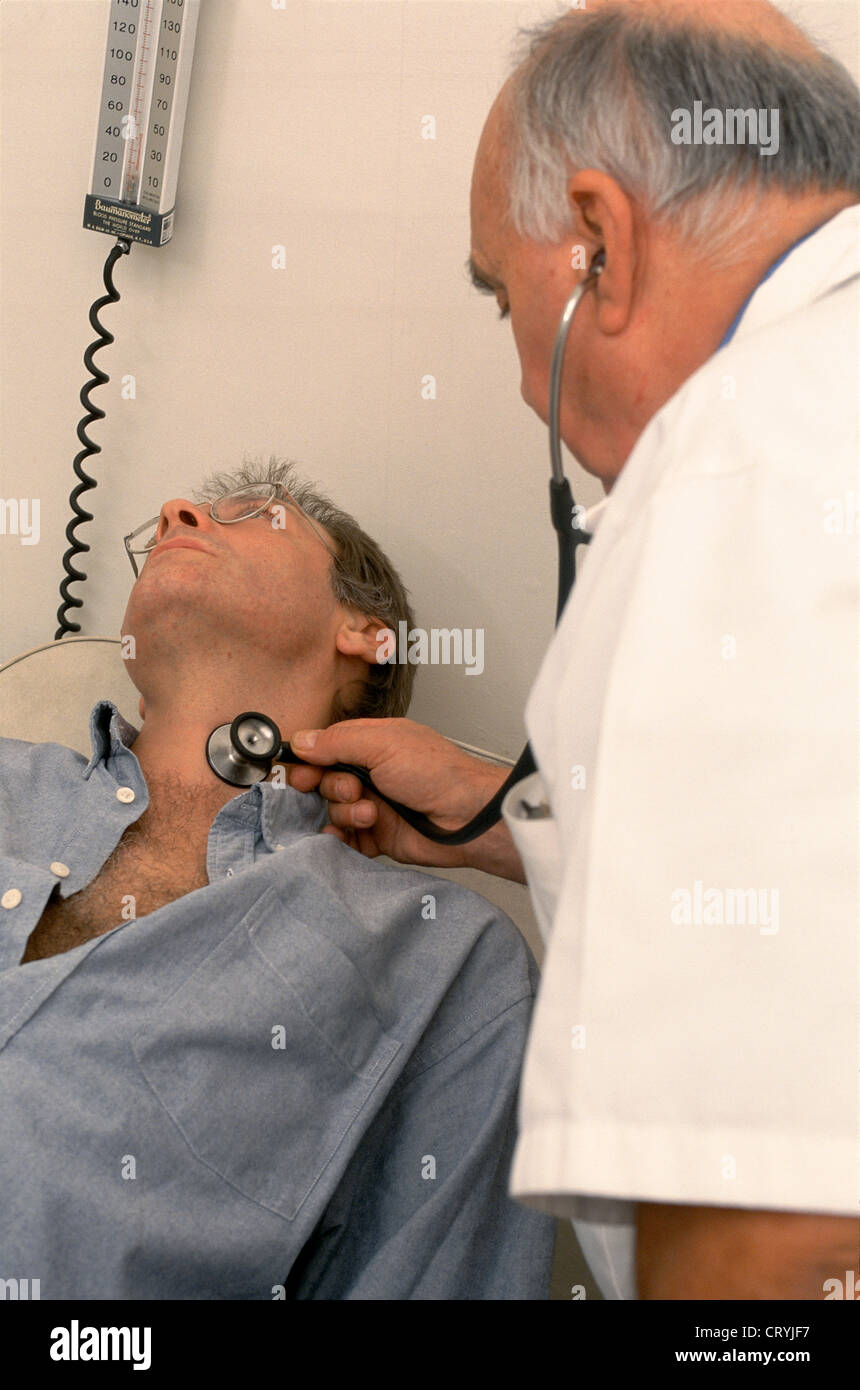 Carotid pulse hi-res stock photography and images - Alamy