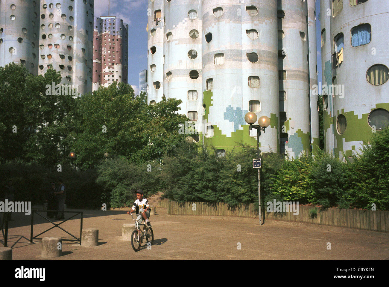Suburban paris tower hi-res stock photography and images - Alamy