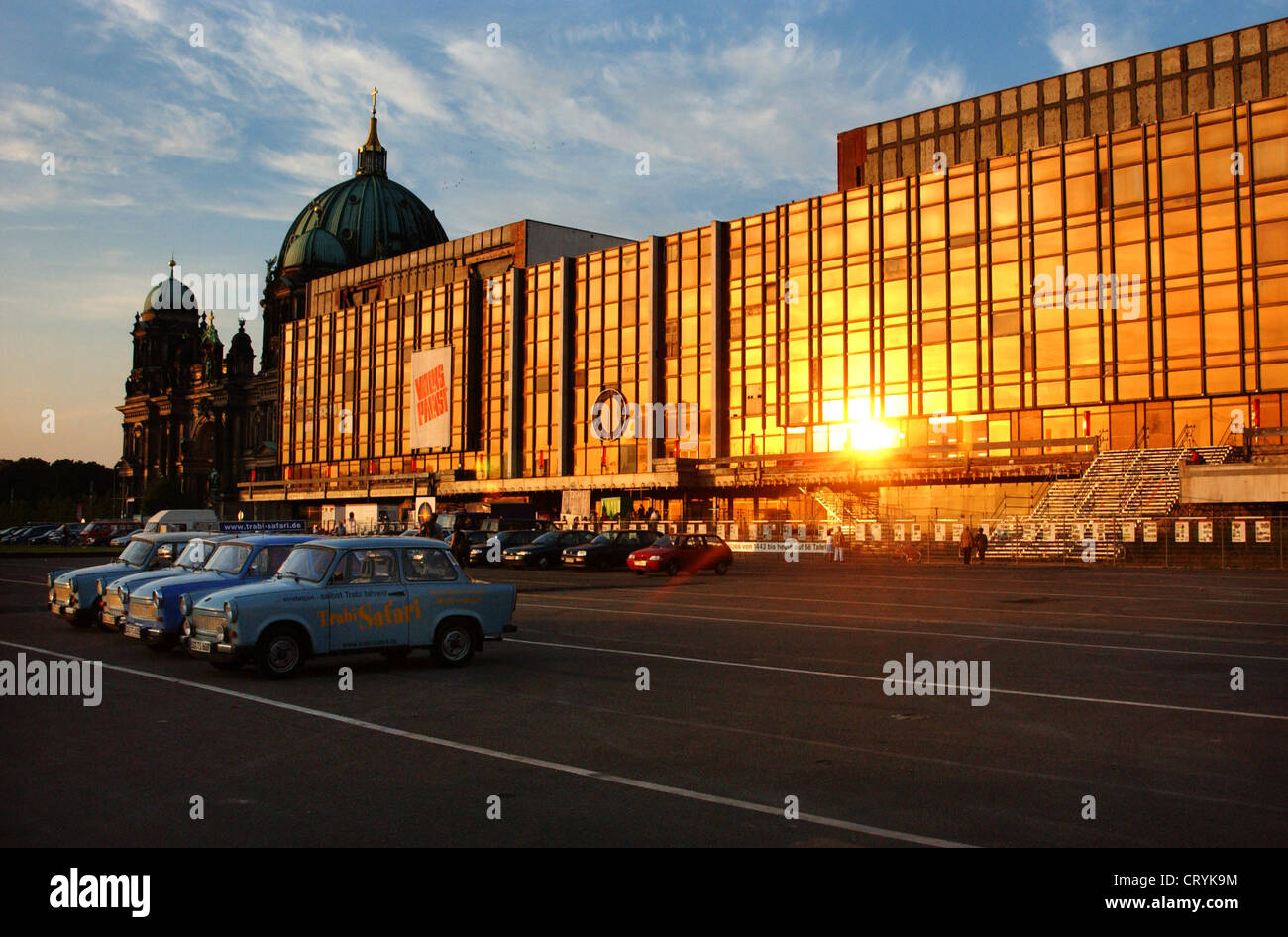 Berlin Palace of the Republic Stock Photo - Alamy