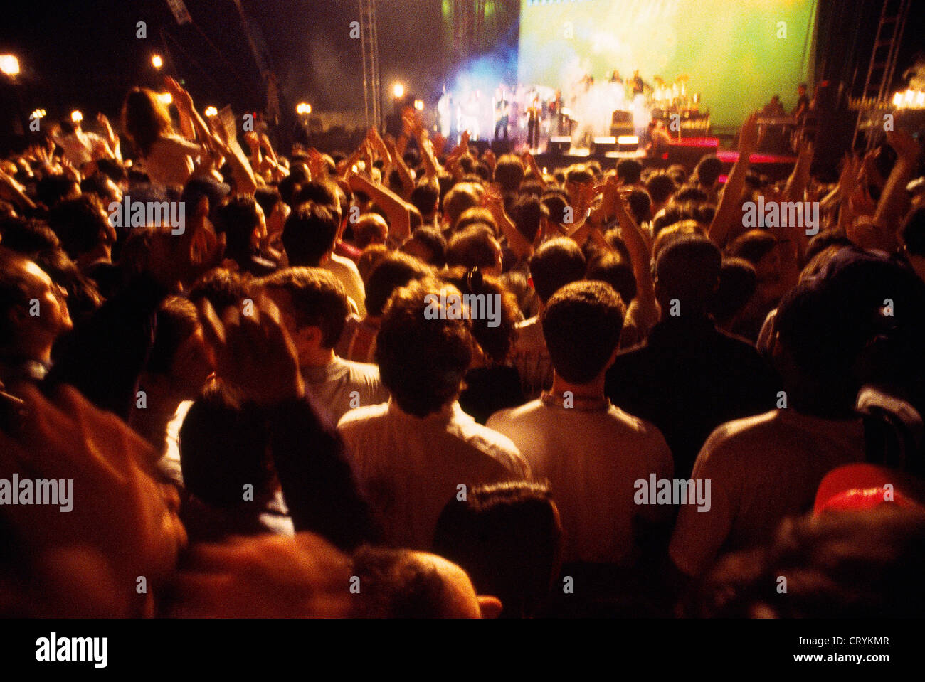 Crowds crowd people onlookers spectators hi-res stock photography and ...