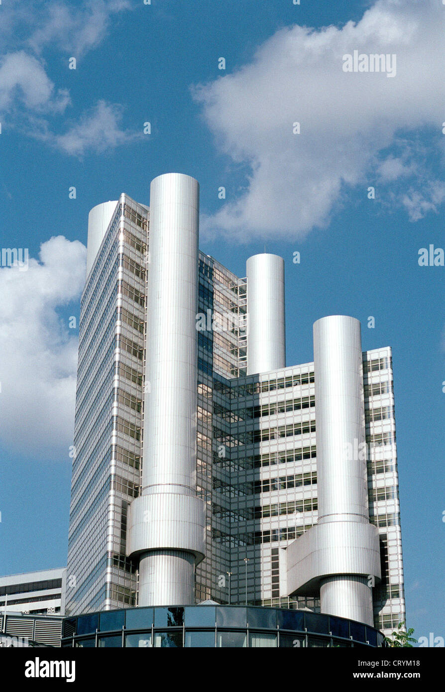 The modern administration building of the HypoVereinsbank Stock Photo ...