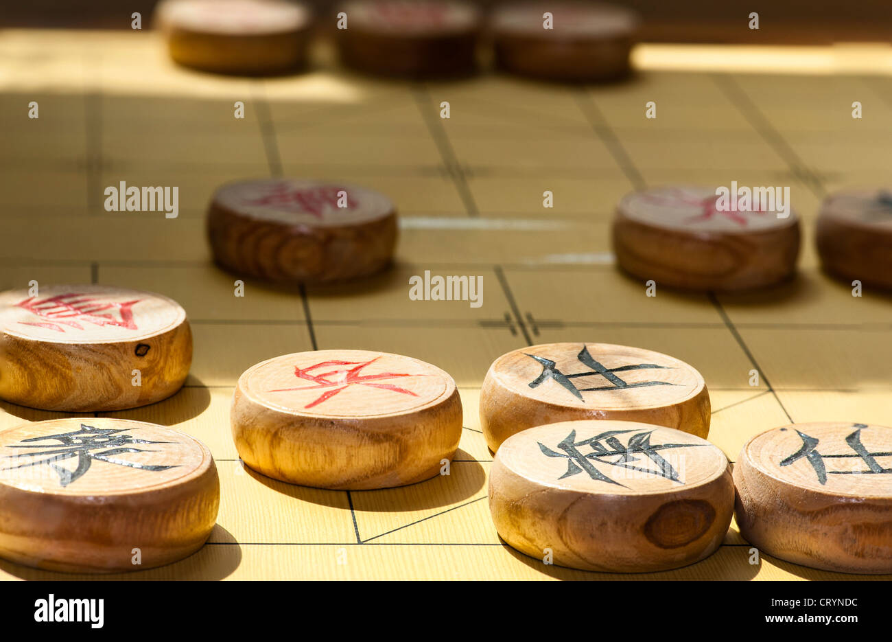 Ancient chess board hi-res stock photography and images - Alamy