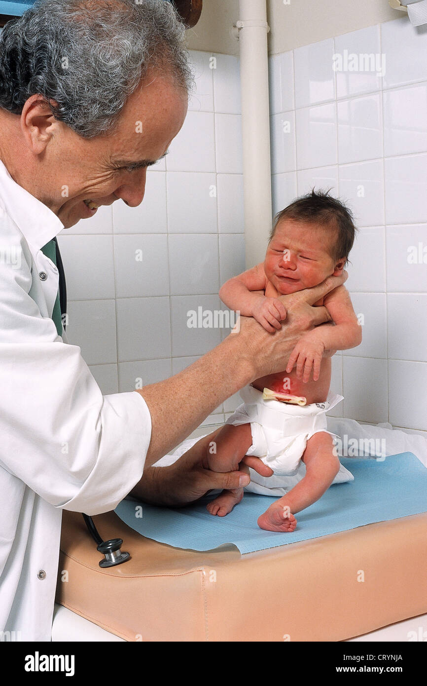 Stepping reflex hi-res stock photography and images - Alamy