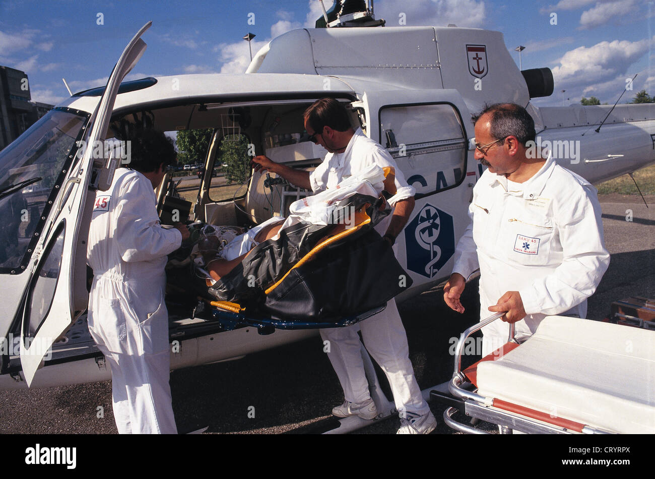 Airplane doctor patient hi-res stock photography and images - Alamy
