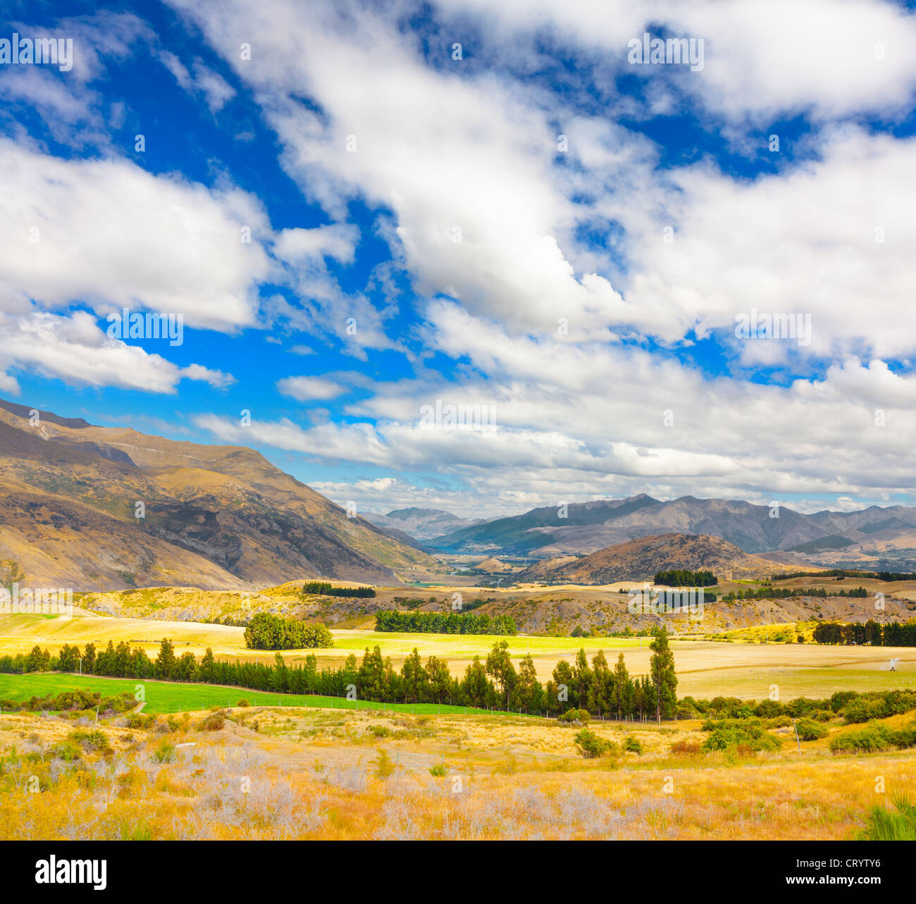 Mountain valley on the way to Queenstown Stock Photo - Alamy