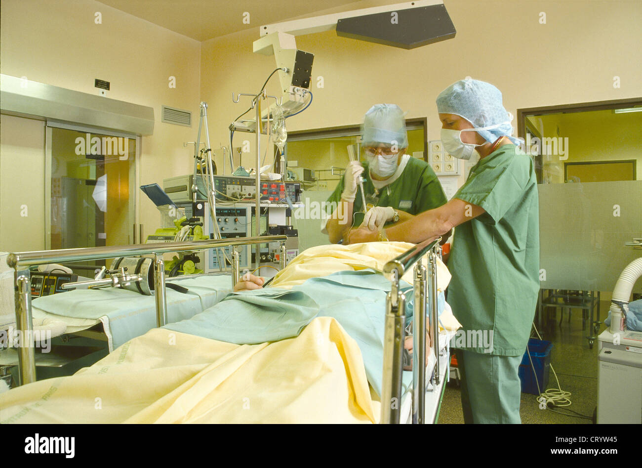 Anesthesia masks hi-res stock photography and images - Alamy