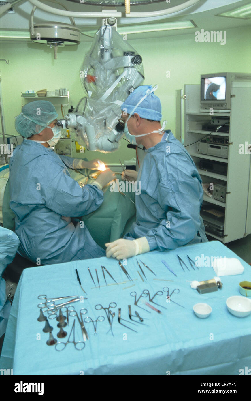 Ent surgical instrument hi-res stock photography and images - Alamy