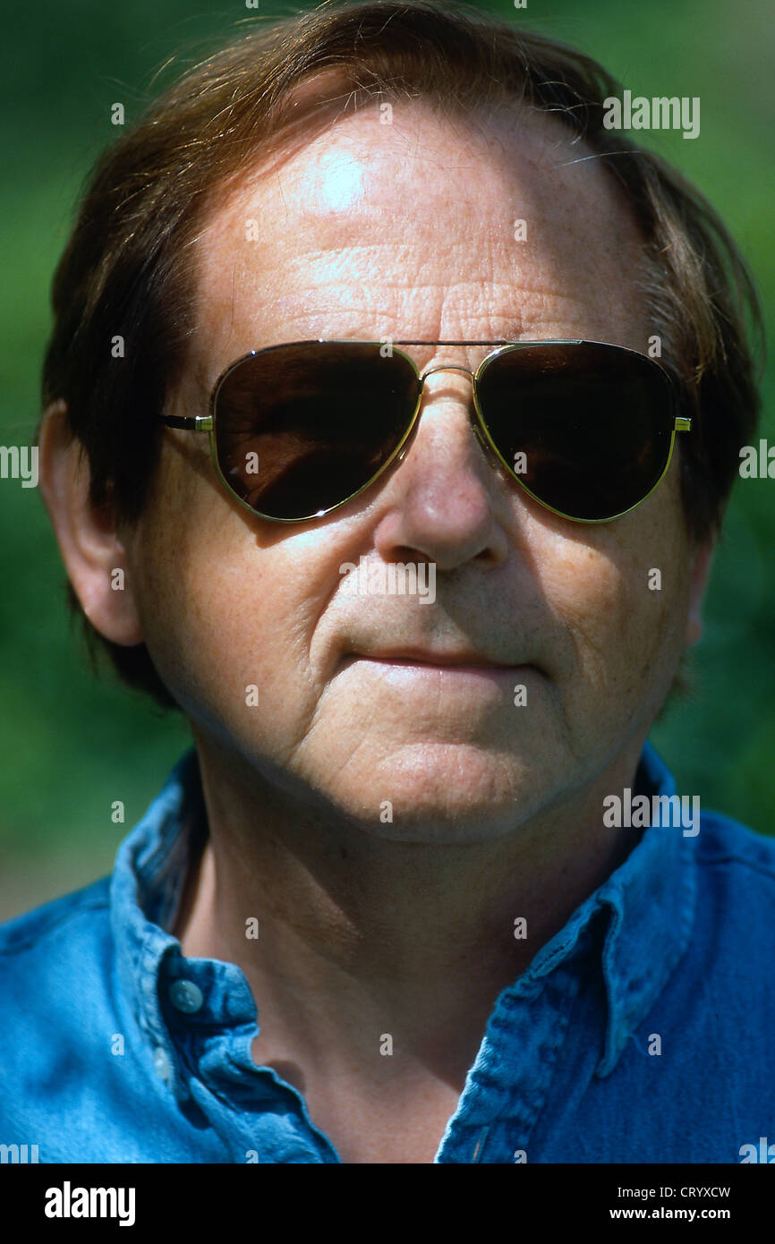 Photophobia eye hi-res stock photography and images - Alamy