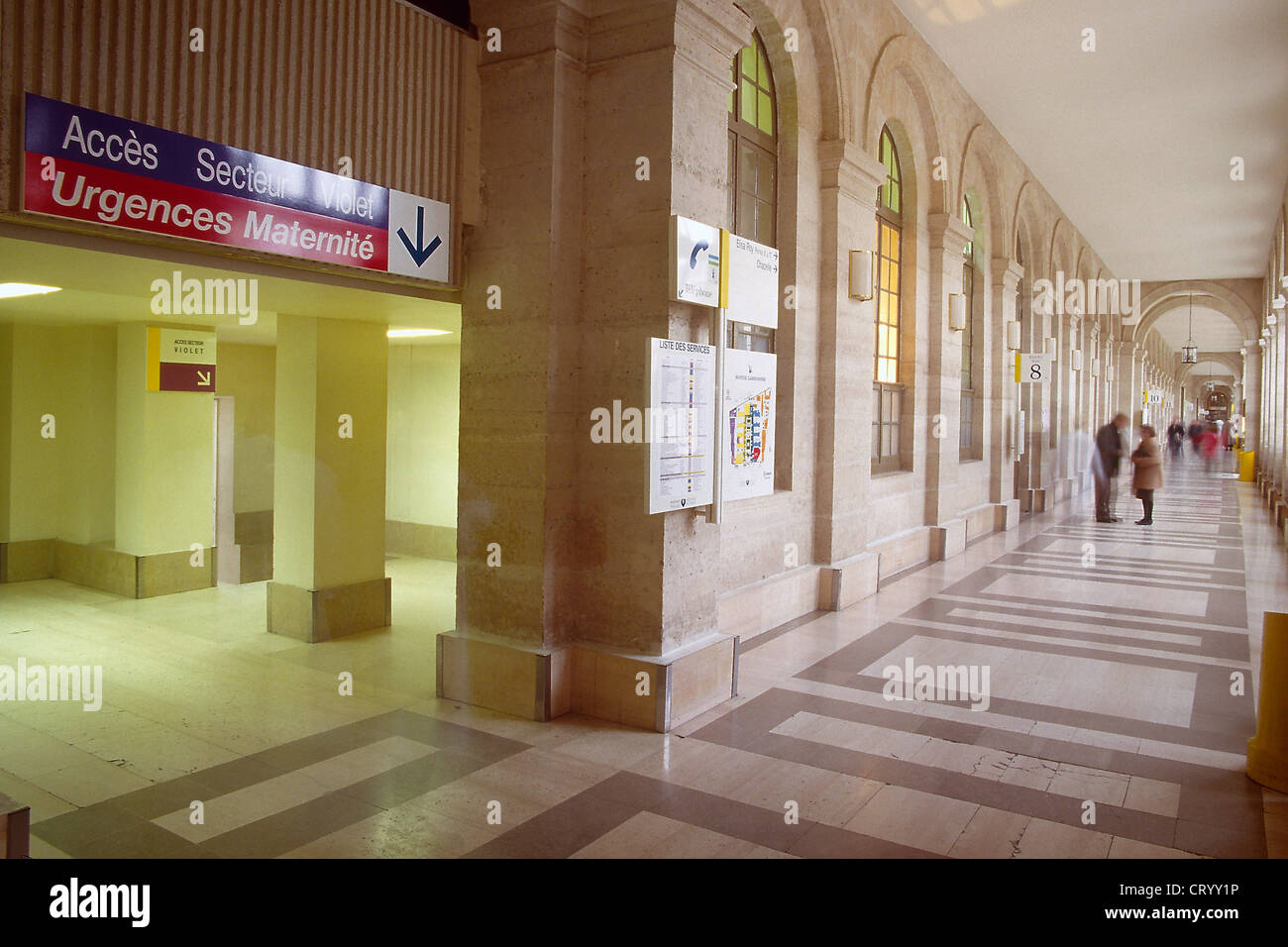 EMERGENCY CASE, HOSPITAL Stock Photo - Alamy