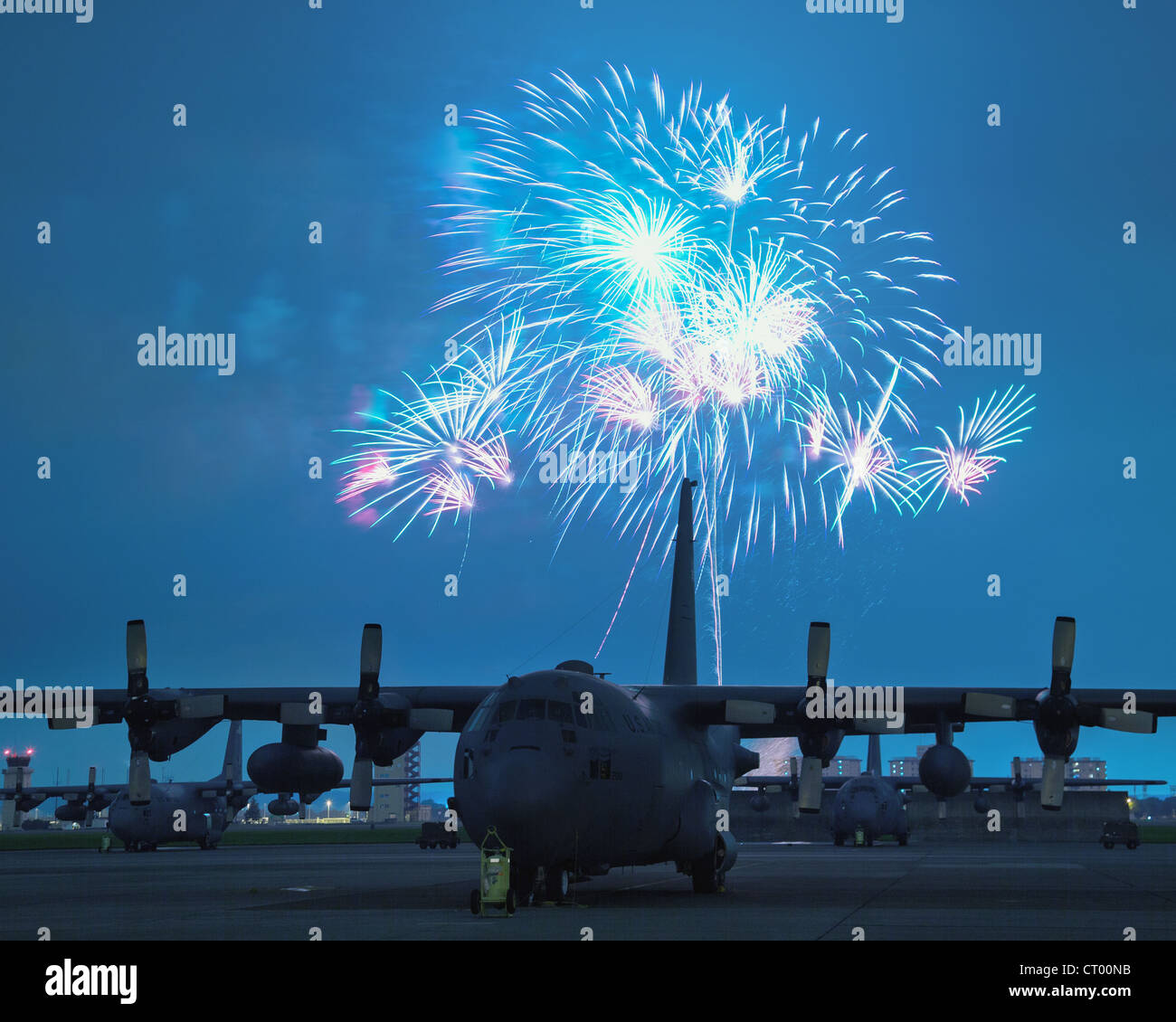 Aircraftfireworks hi-res stock photography and images - Alamy