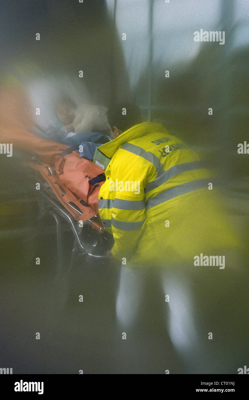 First aid emergency ward ambulance hi-res stock photography and images ...