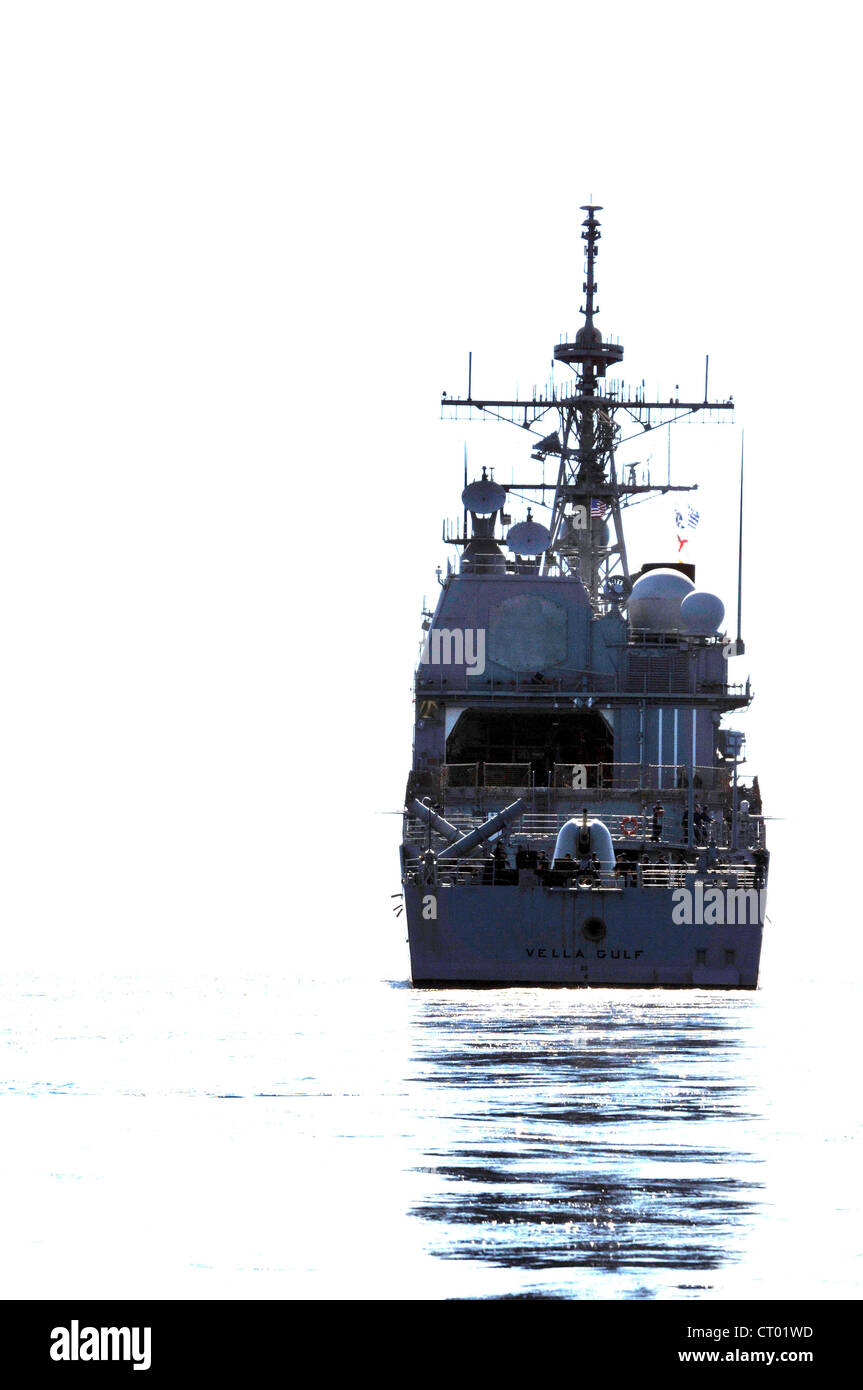 Uss vella gulf cg 72 hi-res stock photography and images - Alamy