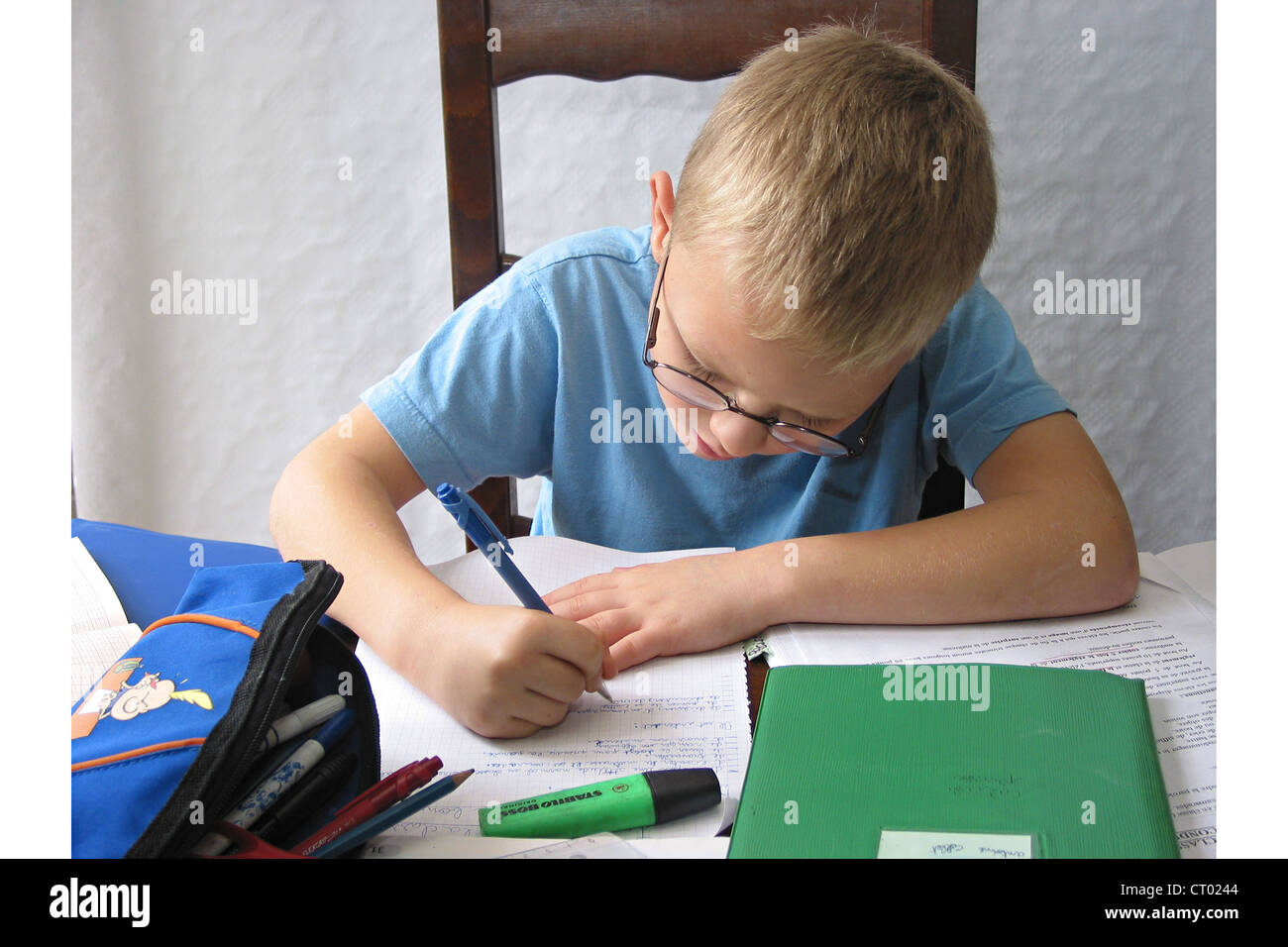 CHILD DOING HOMEWORK Stock Photo - Alamy