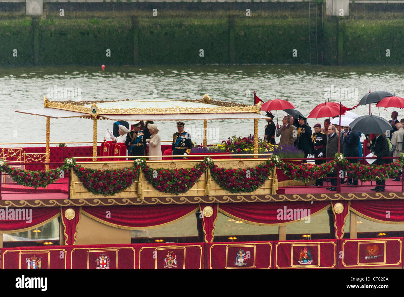 Jubilee river pageant 2012 hi-res stock photography and images - Alamy
