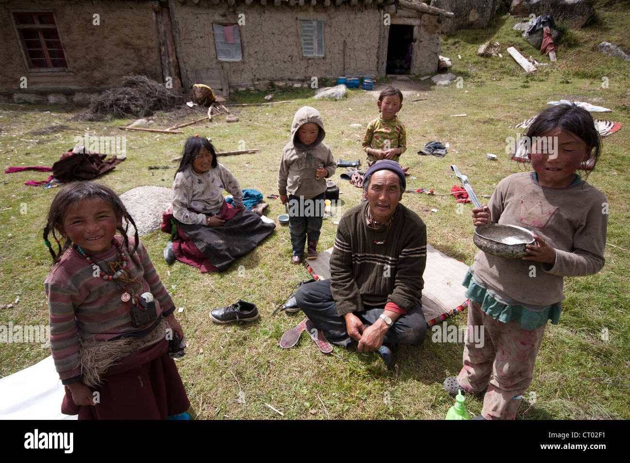 Tibetan family in the countryside in Sichuan, China Stock Photo - Alamy