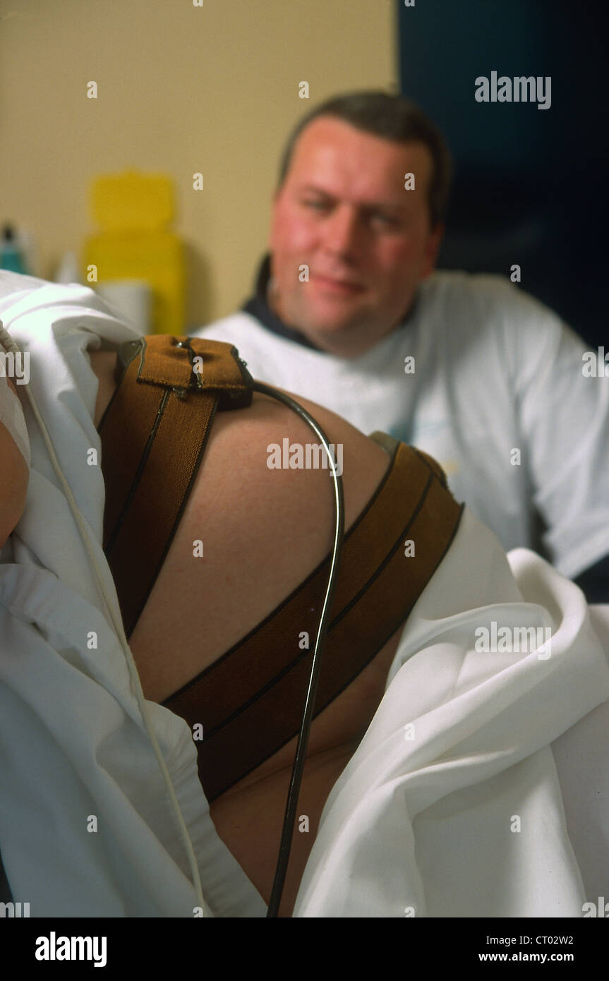 Pregnant woman ctg cardiotocograph hi-res stock photography and images ...