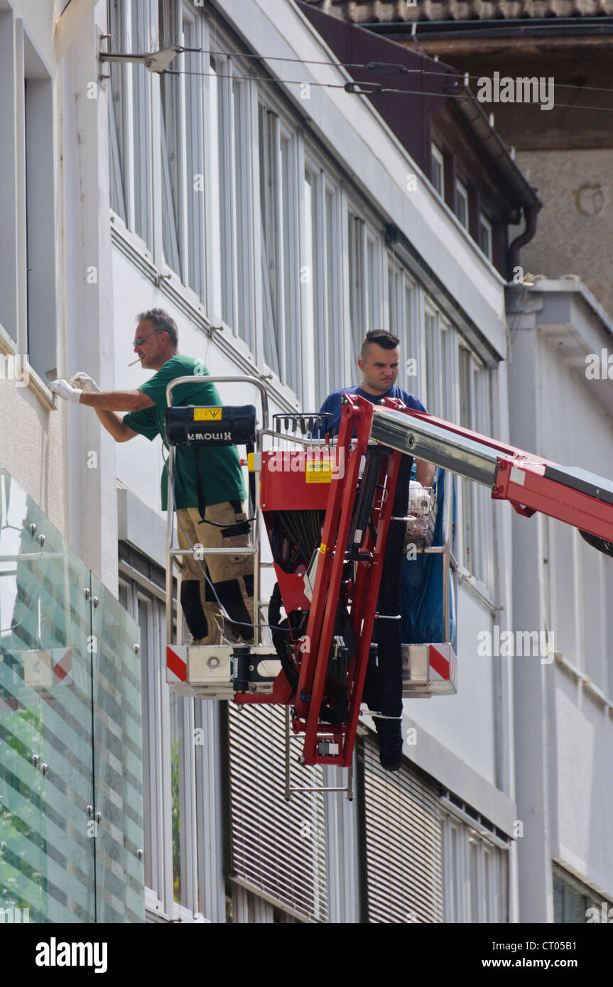 Tracked platform hi-res stock photography and images - Alamy