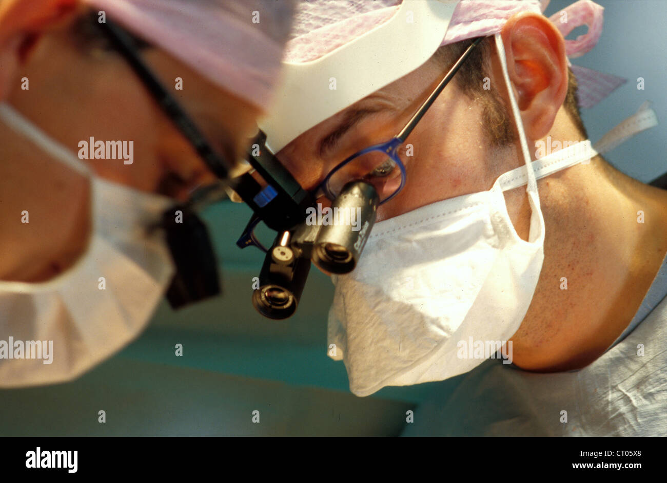 Microsurgery Stock Photos & Microsurgery Stock Images - Alamy