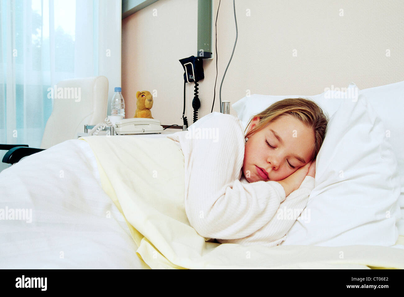 CHILD HOSPITAL PATIENT Stock Photo - Alamy