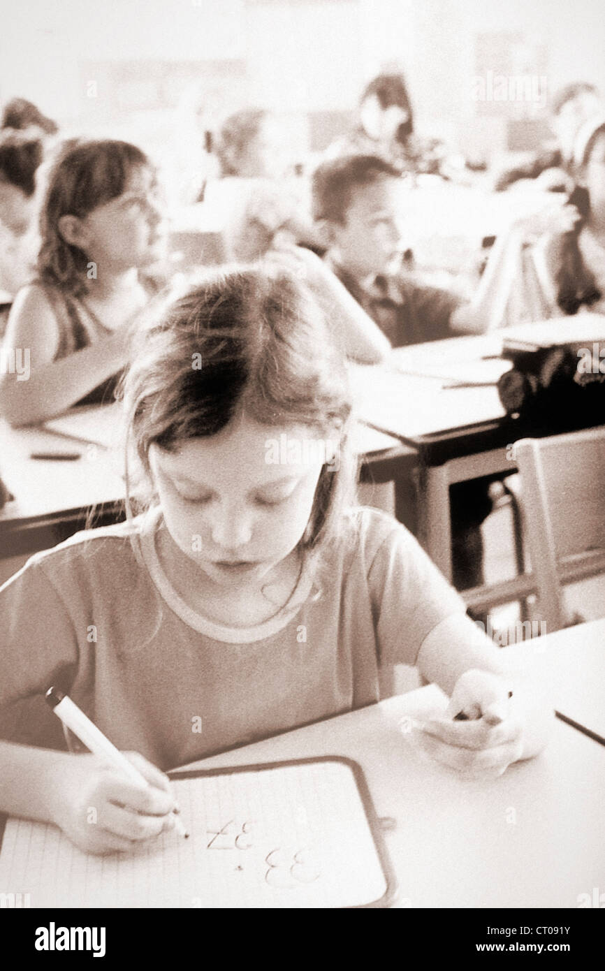 PRIMARY SCHOOL CLASS Stock Photo - Alamy