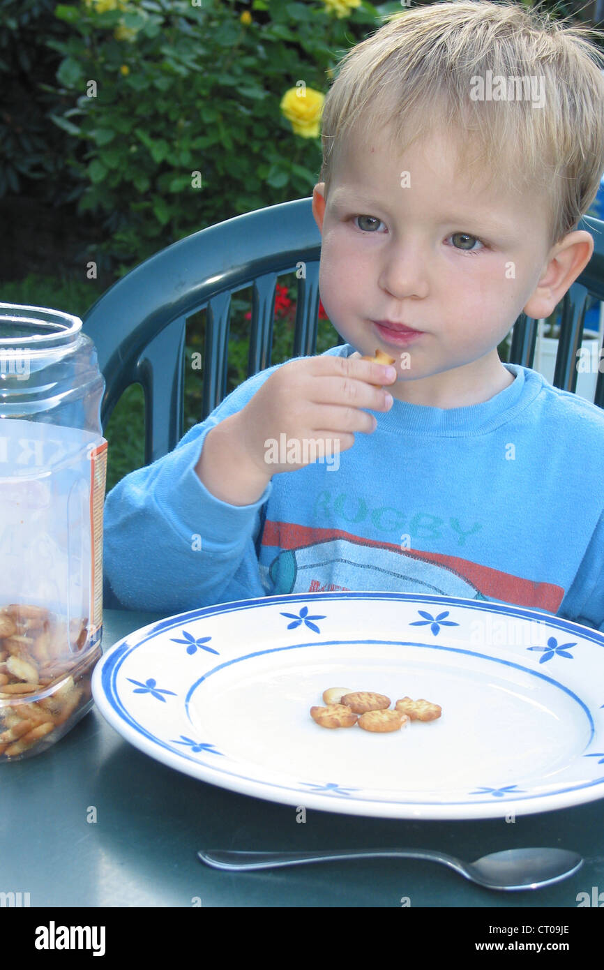 Child crackers hi-res stock photography and images - Alamy