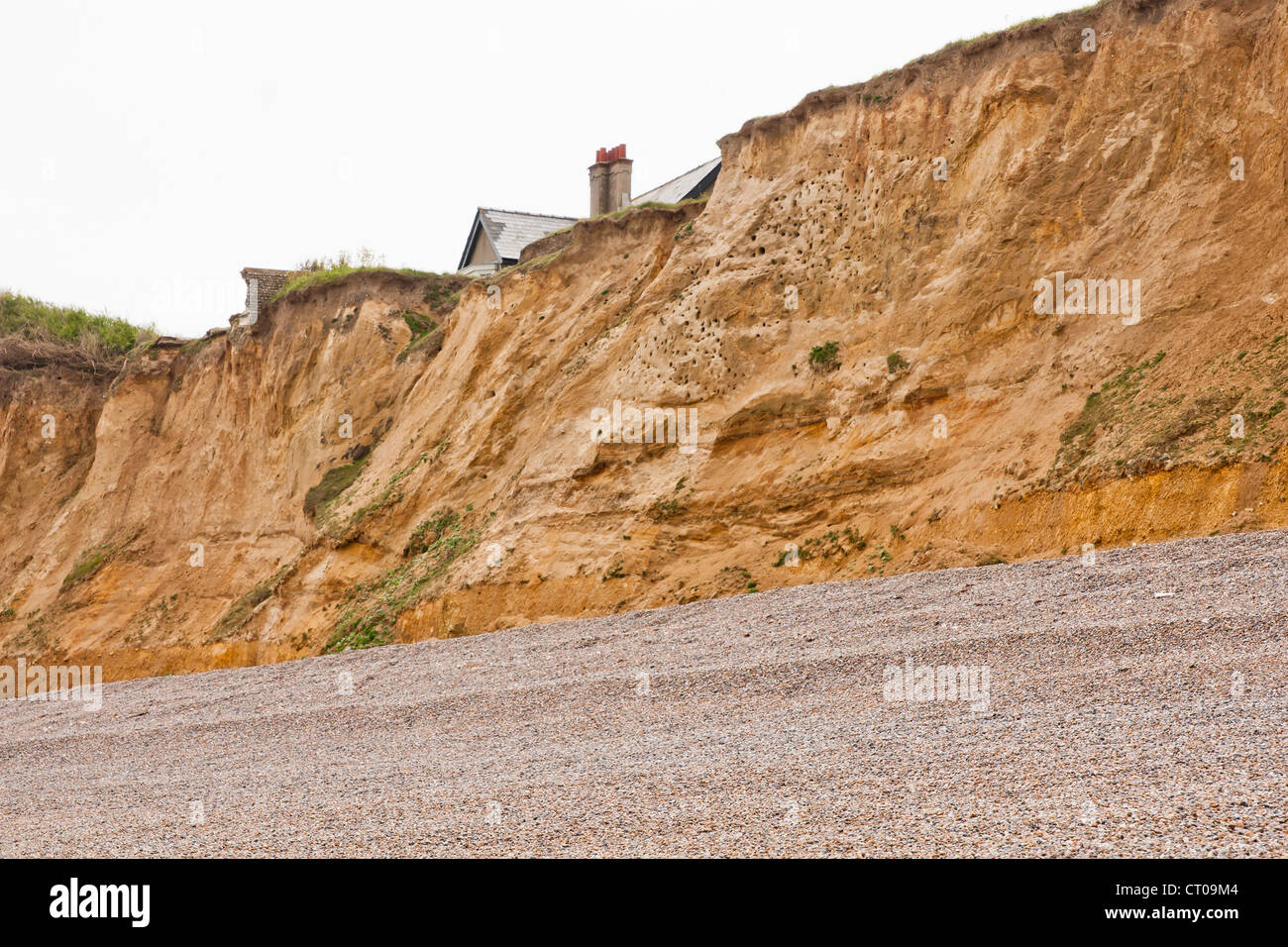 Unsafe cliff hi-res stock photography and images - Alamy