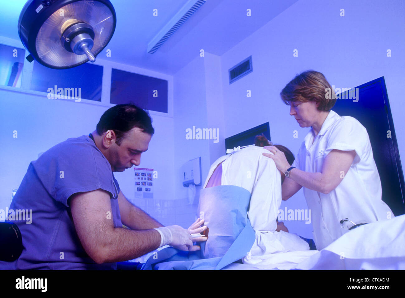Local infiltration anesthesia hi-res stock photography and images - Alamy