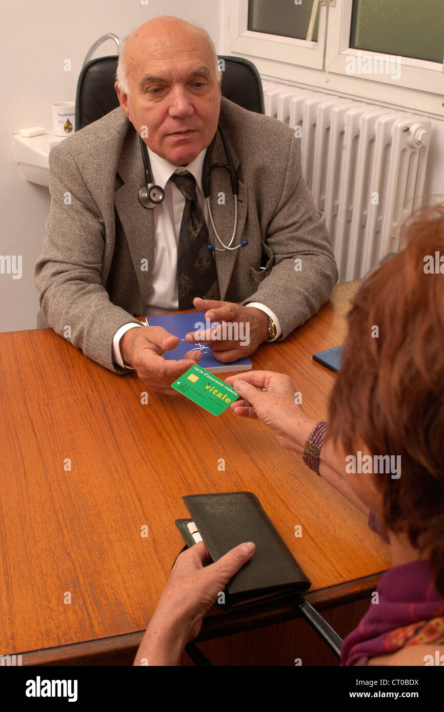 Health insurance for seniors medical service hi-res stock photography ...