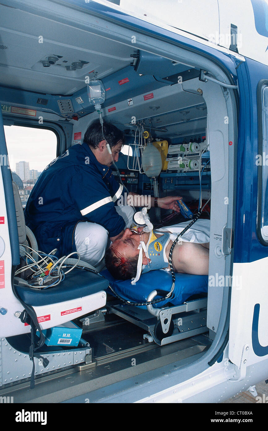 Airplane doctor patient hi-res stock photography and images - Alamy
