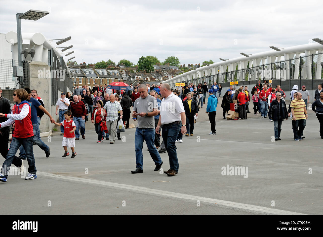 Football fans stadium hi-res stock photography and images - Alamy