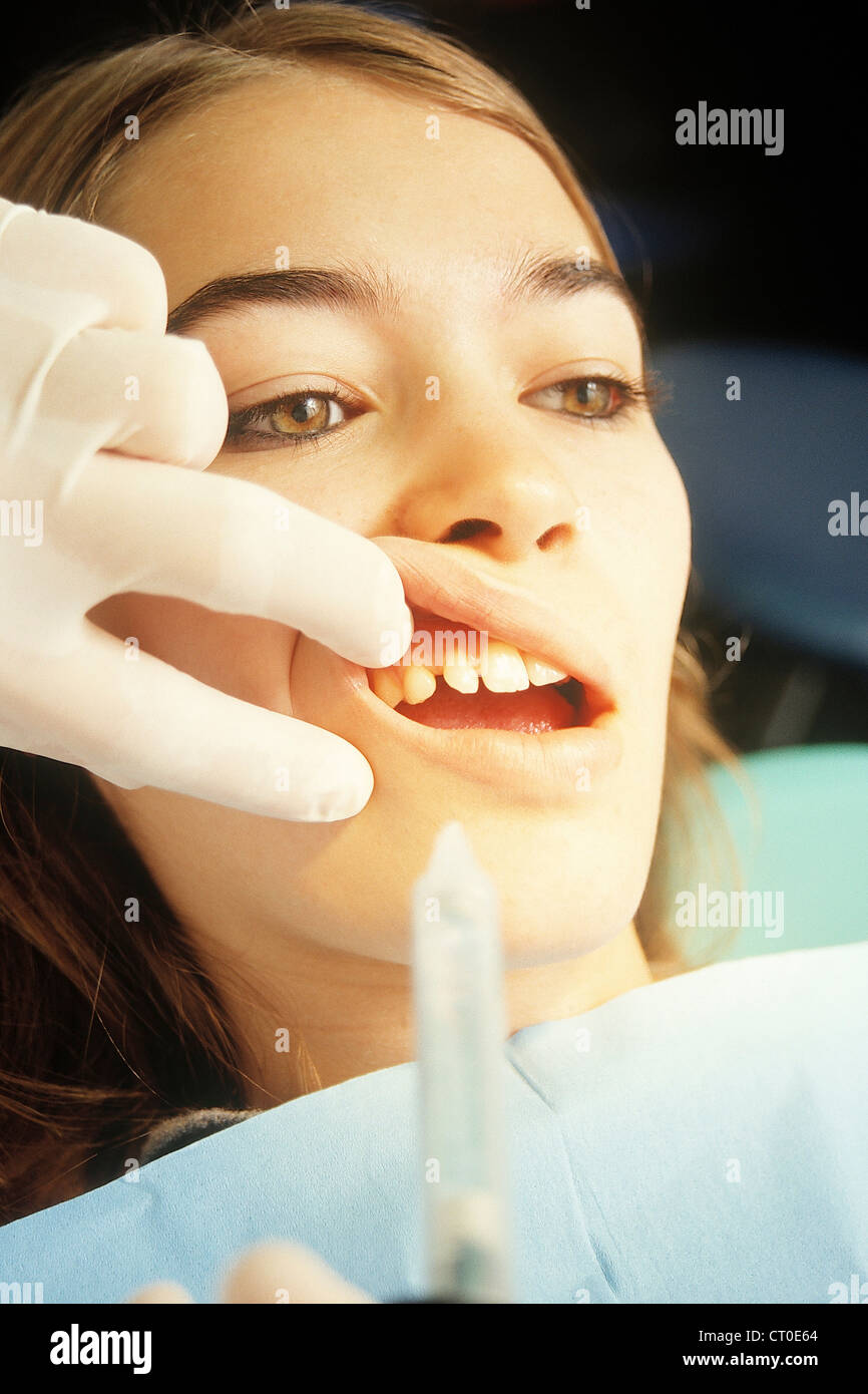 Dental injections hi-res stock photography and images - Alamy