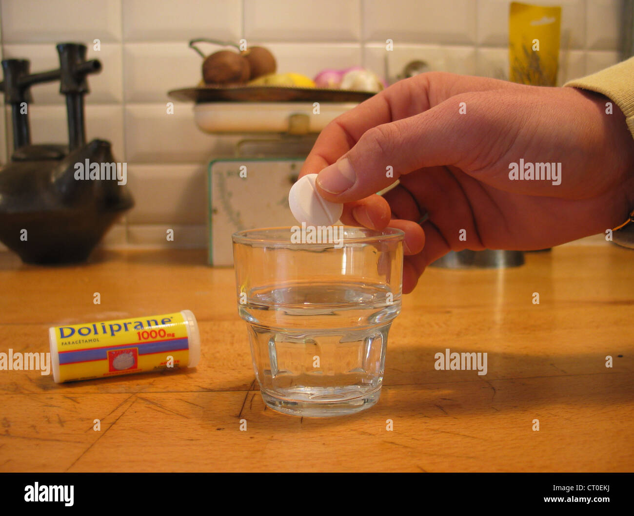 AN EFFERVESCENT TABLET Stock Photo - Alamy