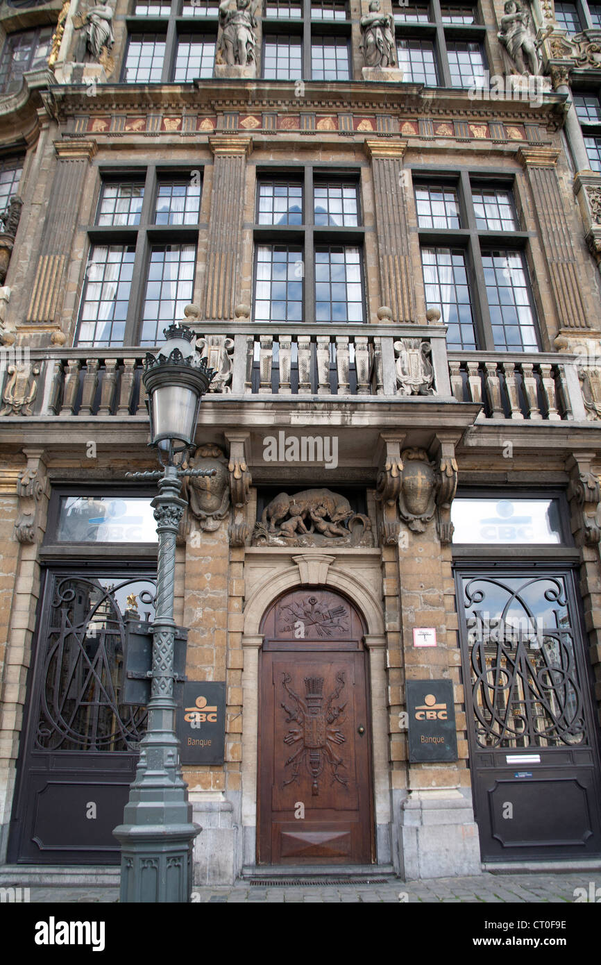 La Louve No 5 Grand Place or Grote Markt Brussels Belgium Stock Photo ...