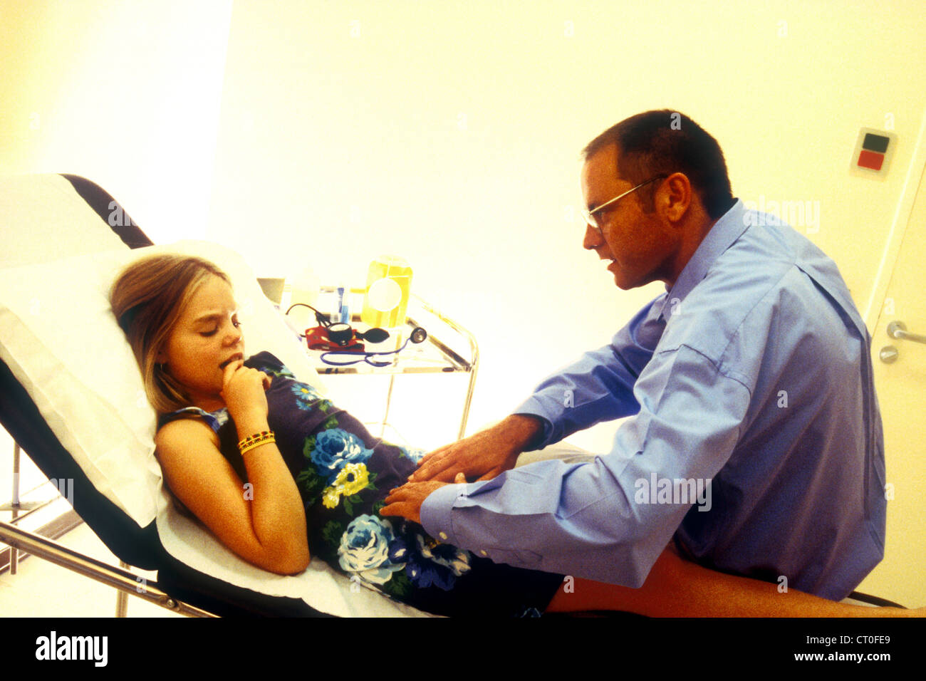 Appendicitis girl hi-res stock photography and images - Alamy