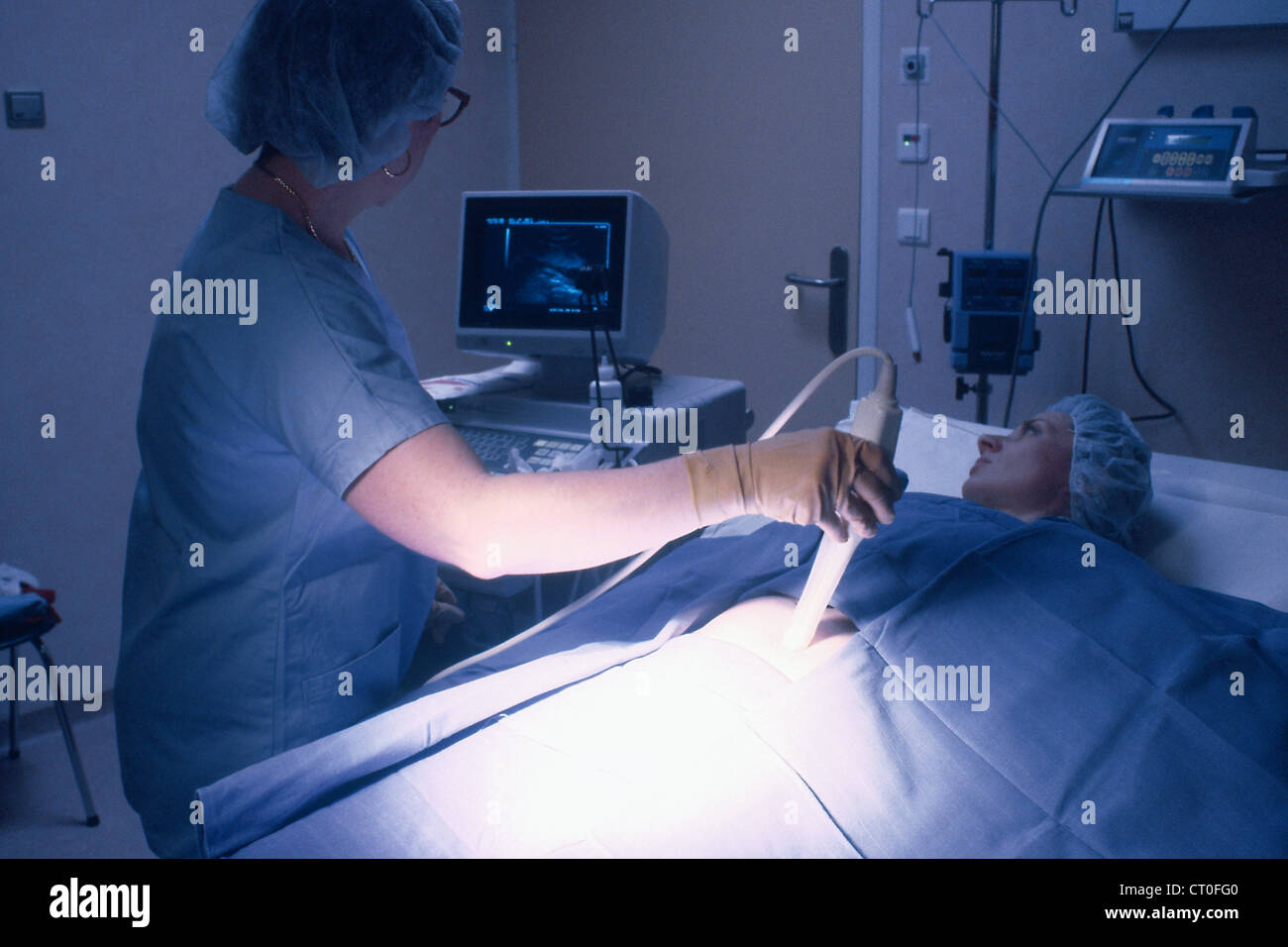 Amniocentesis ultrasound hi-res stock photography and images - Alamy