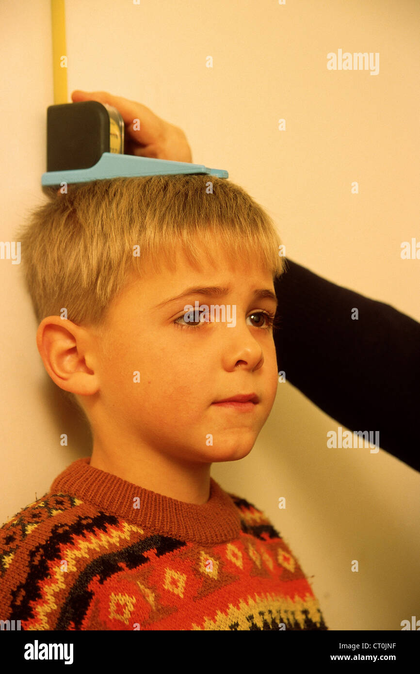 Childrens height measurement hi-res stock photography and images - Alamy