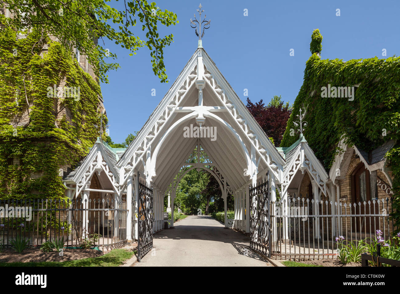 Necropolis Cemetery, Cabbagetown, Toronto Stock Photo - Alamy