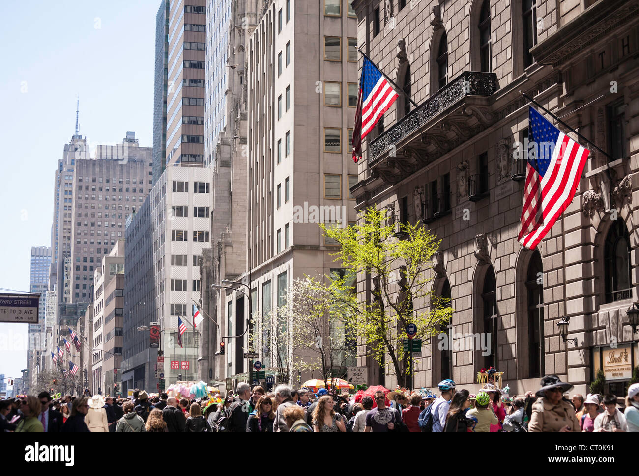 North parade avenue hi-res stock photography and images - Alamy
