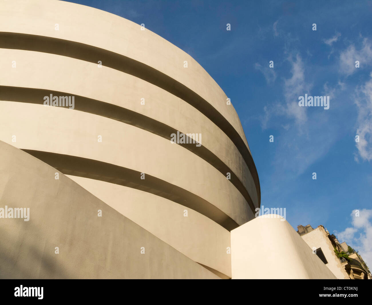 Guggenheim Museum Exterior, NYC Stock Photo - Alamy